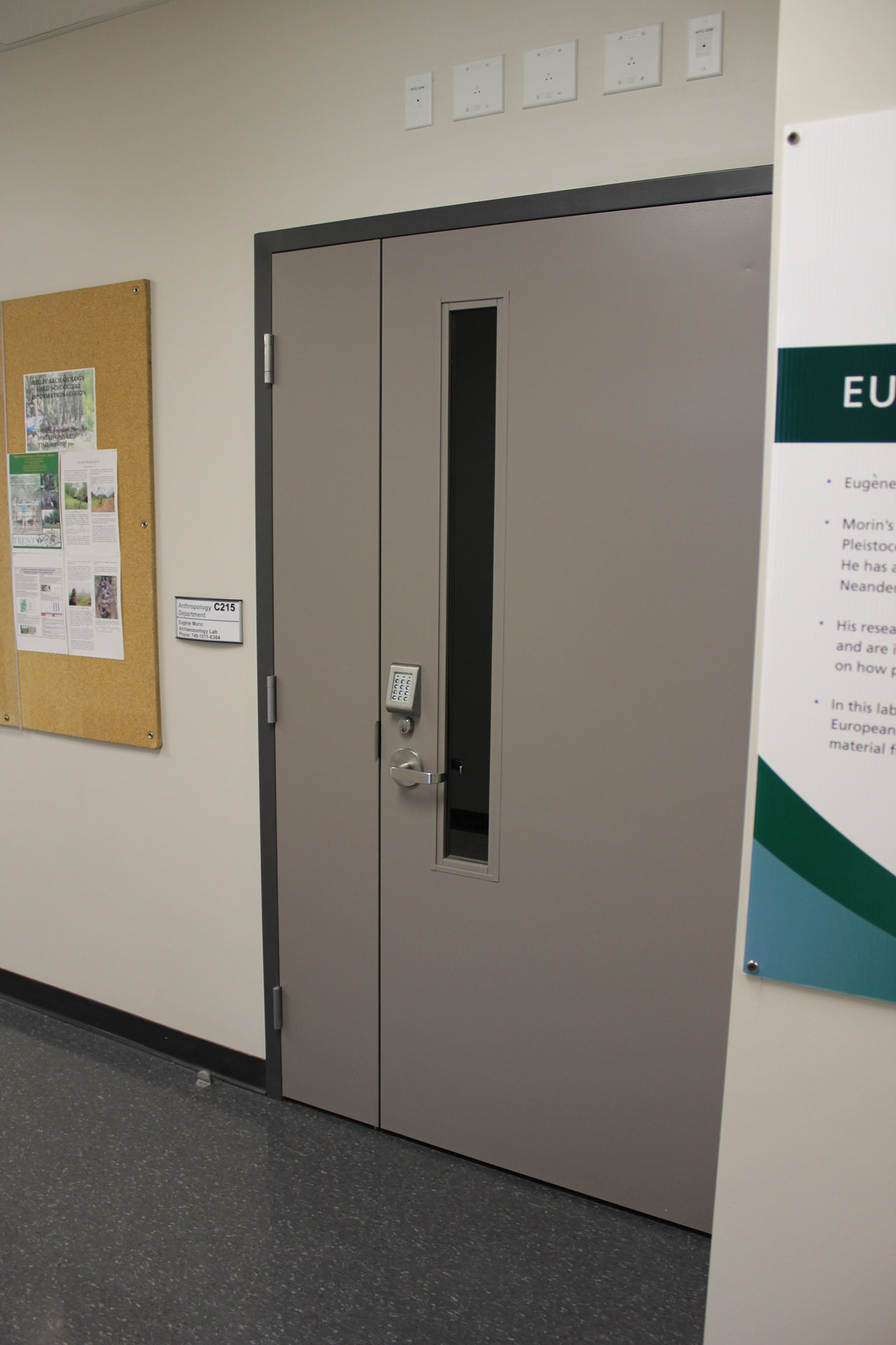 DNA Building - DNA C215